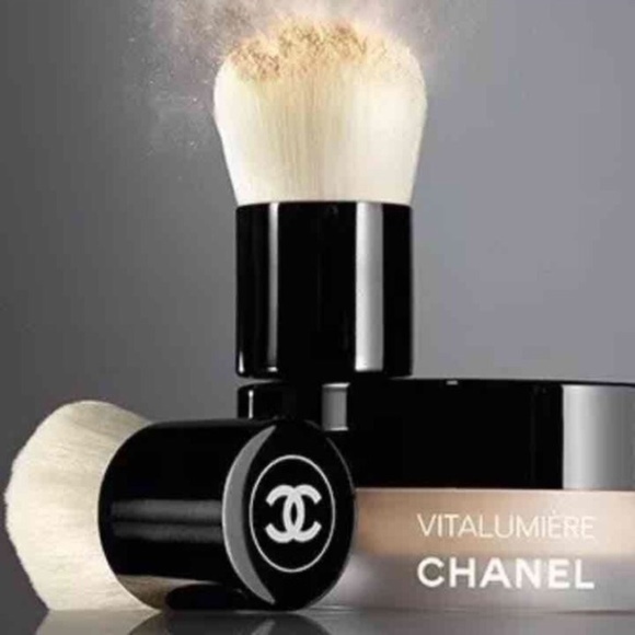 CHANEL | Makeup | Brand New Chanel Travel Brush | Poshmark